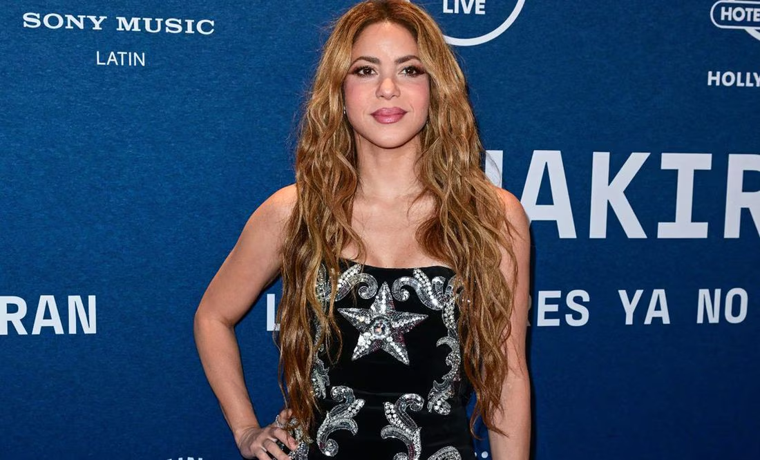 Shakira presenta su nuevo disco «Las mujeres ya no lloran», el cual muestra las etapas que vive ...